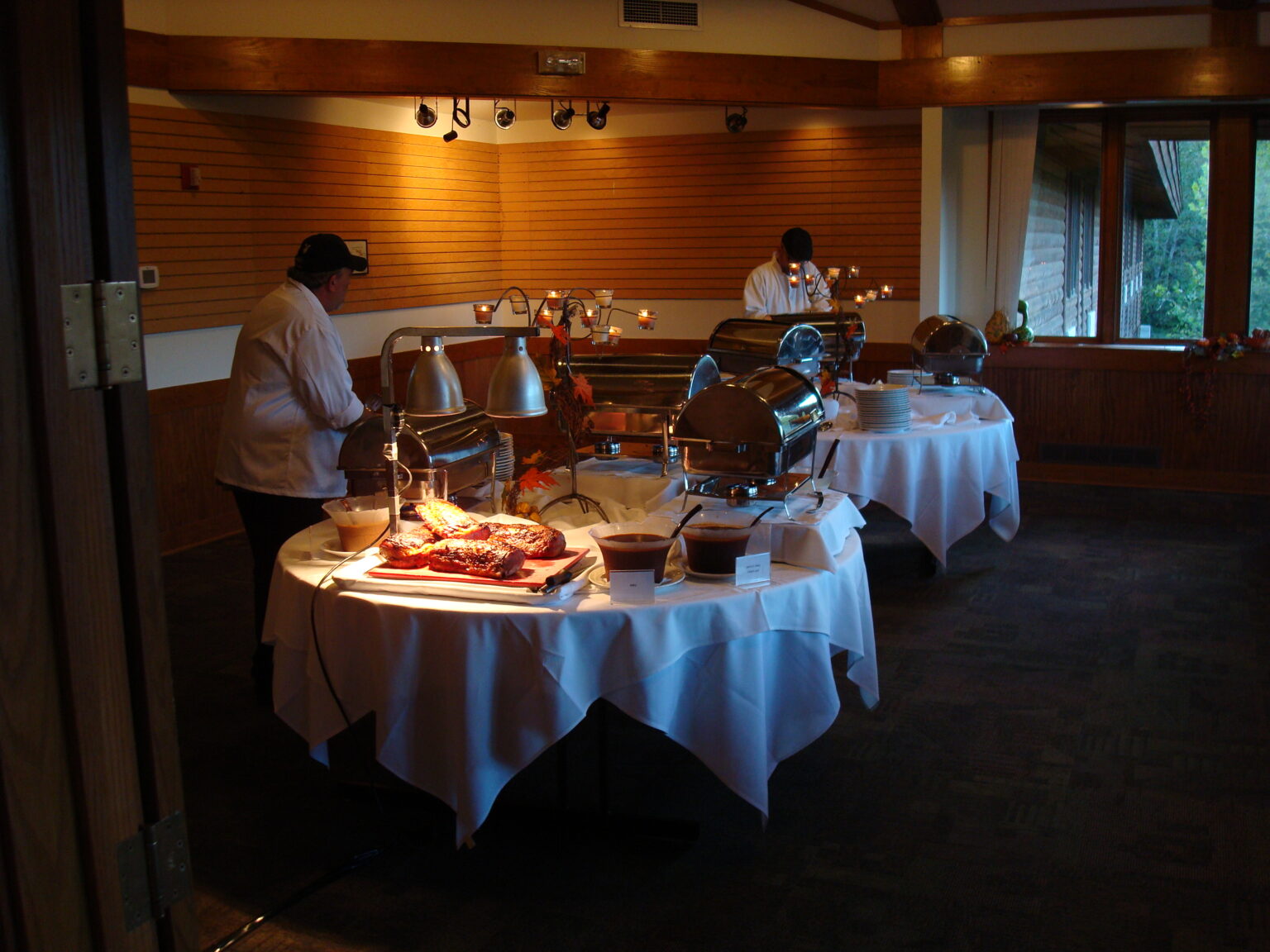 Restaurant - Roaring River State Park